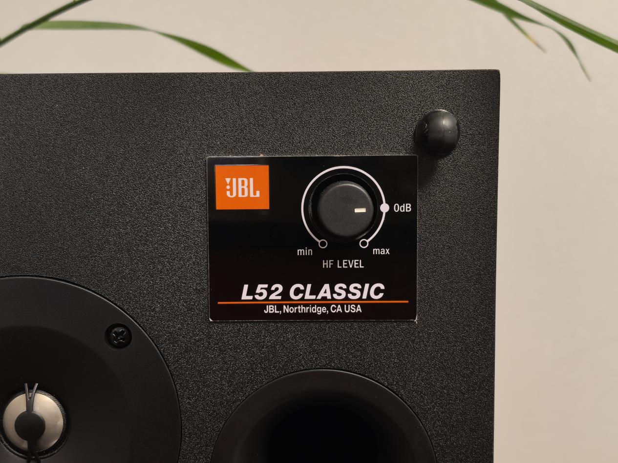 入门级HiFi也可以发烧，JBL L52 Classic+ARCAM A5实测。选择一个阳光明媚的午后吧，让我们重回那个黄金时代 - 知乎