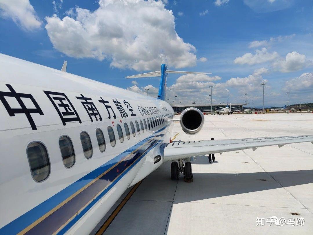 南航 ARJ21-700初体验 - 知乎