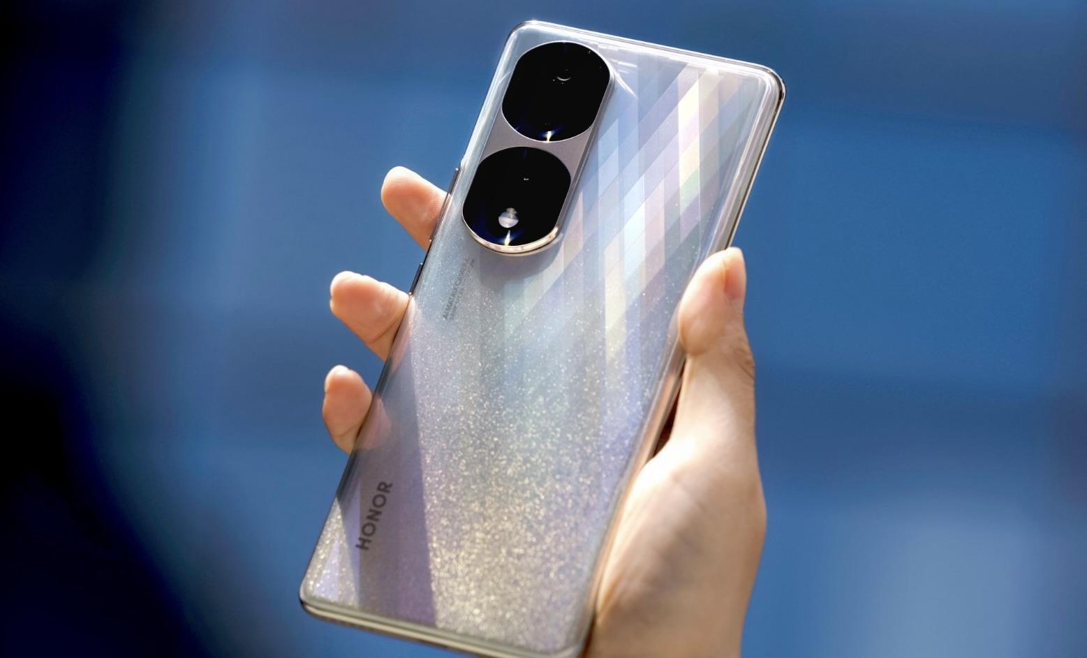 是买荣耀magic4还是荣耀70pro？