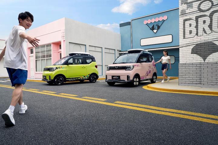 五菱宏光MINIEV系列代言人周也领衔家族全面上新，敞篷新玩法新福利浪漫来袭 - 知乎