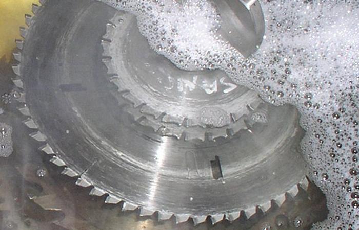 诺力昂Berol 611：工业清洗的绿色革命，高效环保双引擎 - 知乎