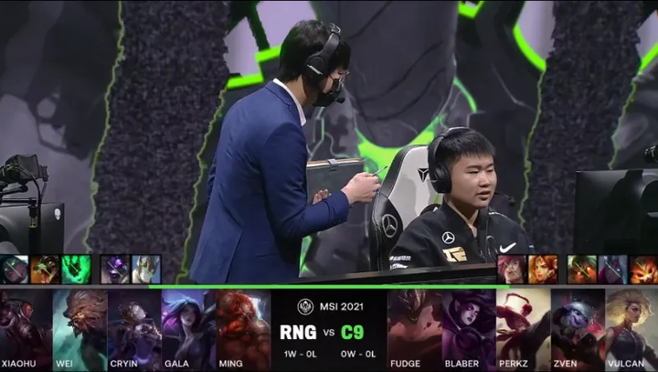 恭喜RNG十连胜领跑MSI！网友热议RNG复刻偷家神指挥 - 知乎