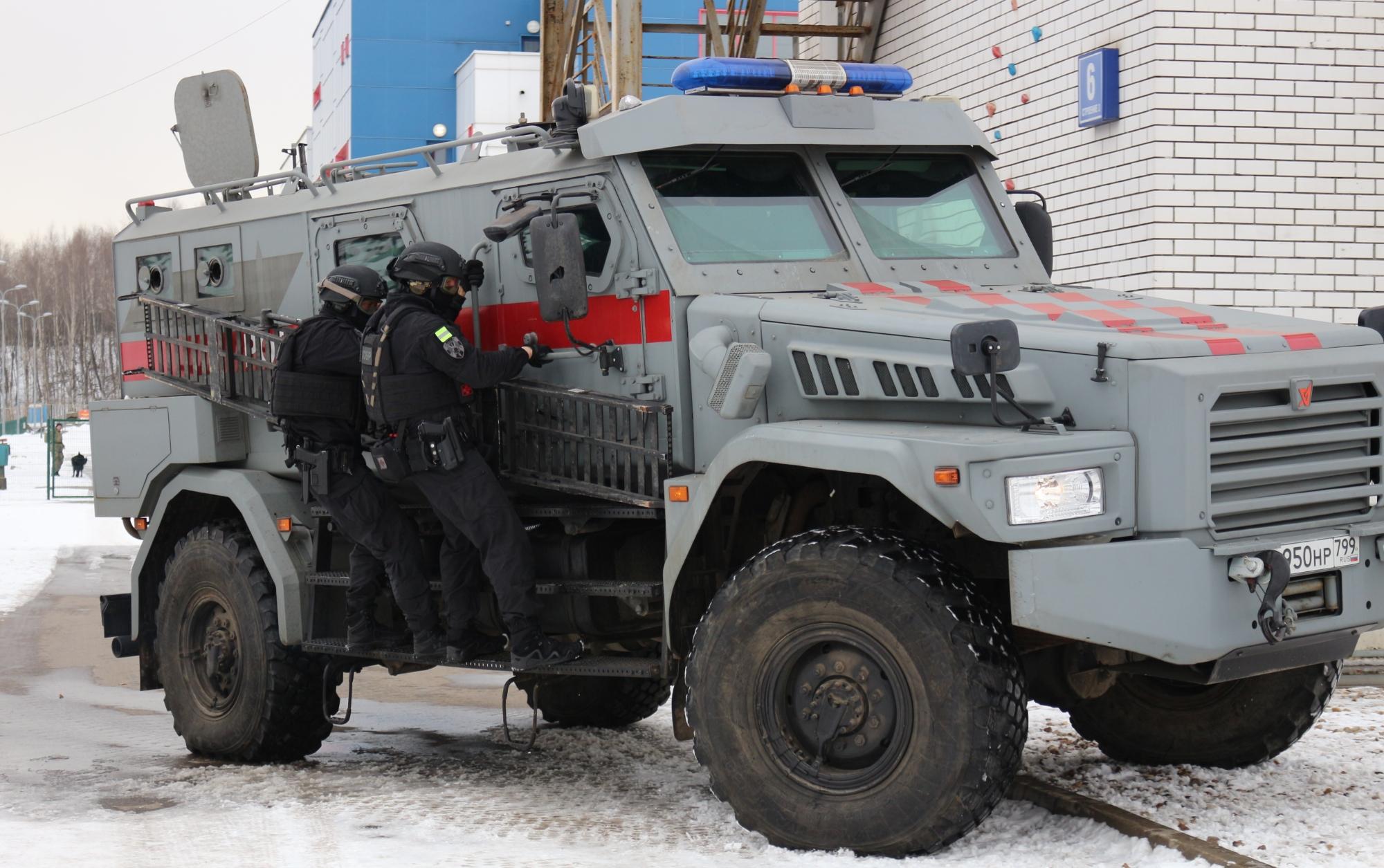 俄联邦国民警卫队的双刃—OMOH与СОБР - 知乎