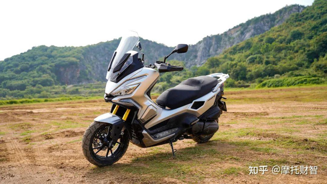 可以硬刚本田ADV350的旅行多面手—33980元光阳X350静态测评 - 知乎