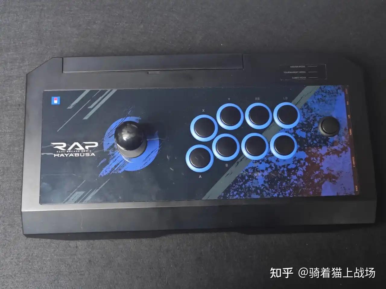 新人格斗玩家的好选择，老牌日厂hori首款hitbox。 - 知乎