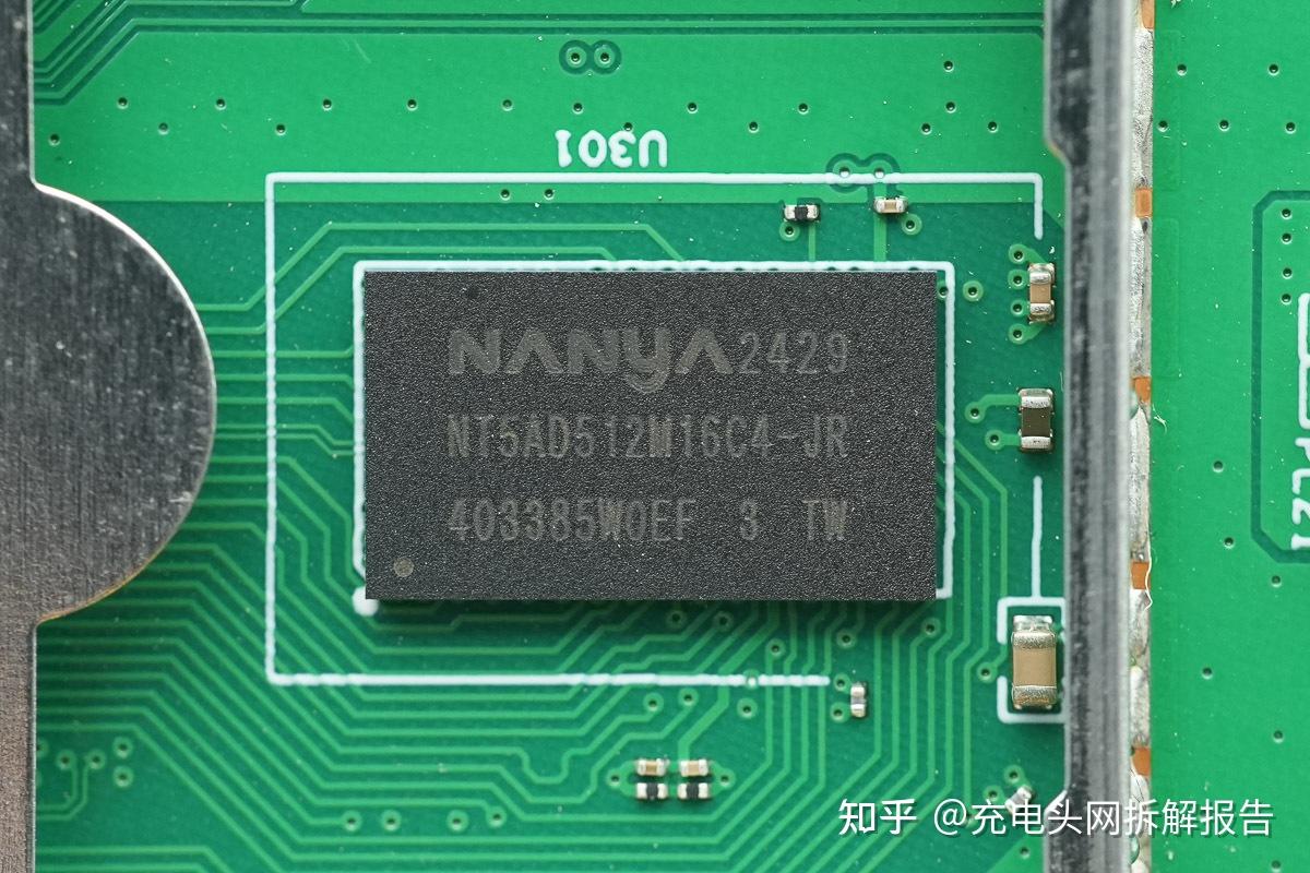 配备专属电竞接口，华硕TUF小旋风 V2 WiFi7路由器拆解 - 知乎