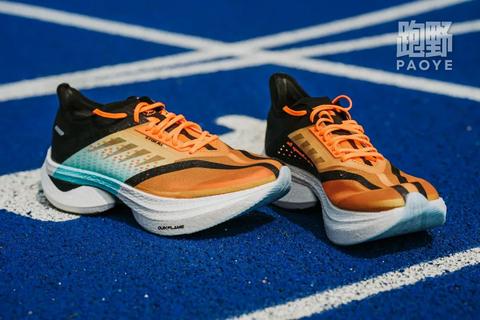 361国际线的跑鞋，新手推荐哪款？