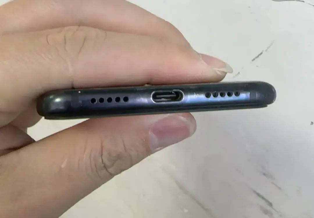 300元的骁龙845神机，6G+128G流畅自如，还是透明探索版 - 知乎