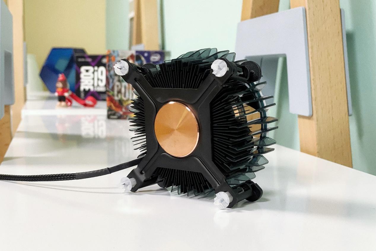 英特尔也玩“灯”？全新第12代原装散热器评测 - 知乎