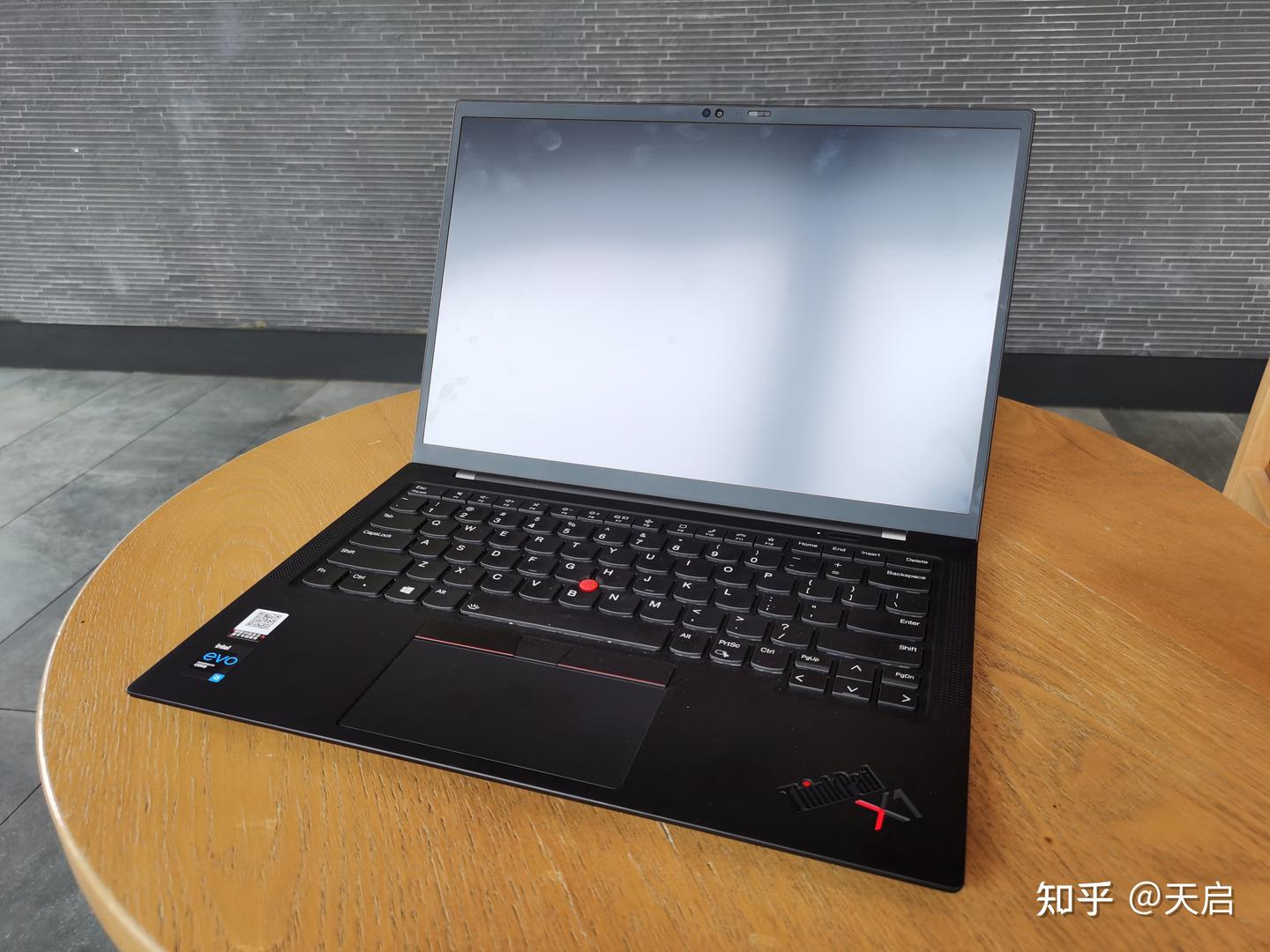 重回标杆--ThinkPad X1 Carbon Gen9（2021）评测 - 知乎