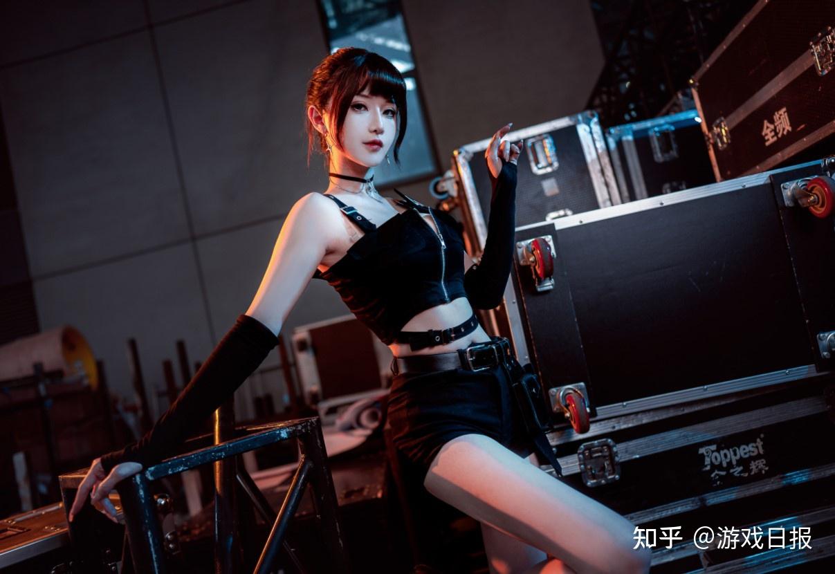 我在200多张BW漫展照片中，选出了最好看的9个Coser！ - 知乎