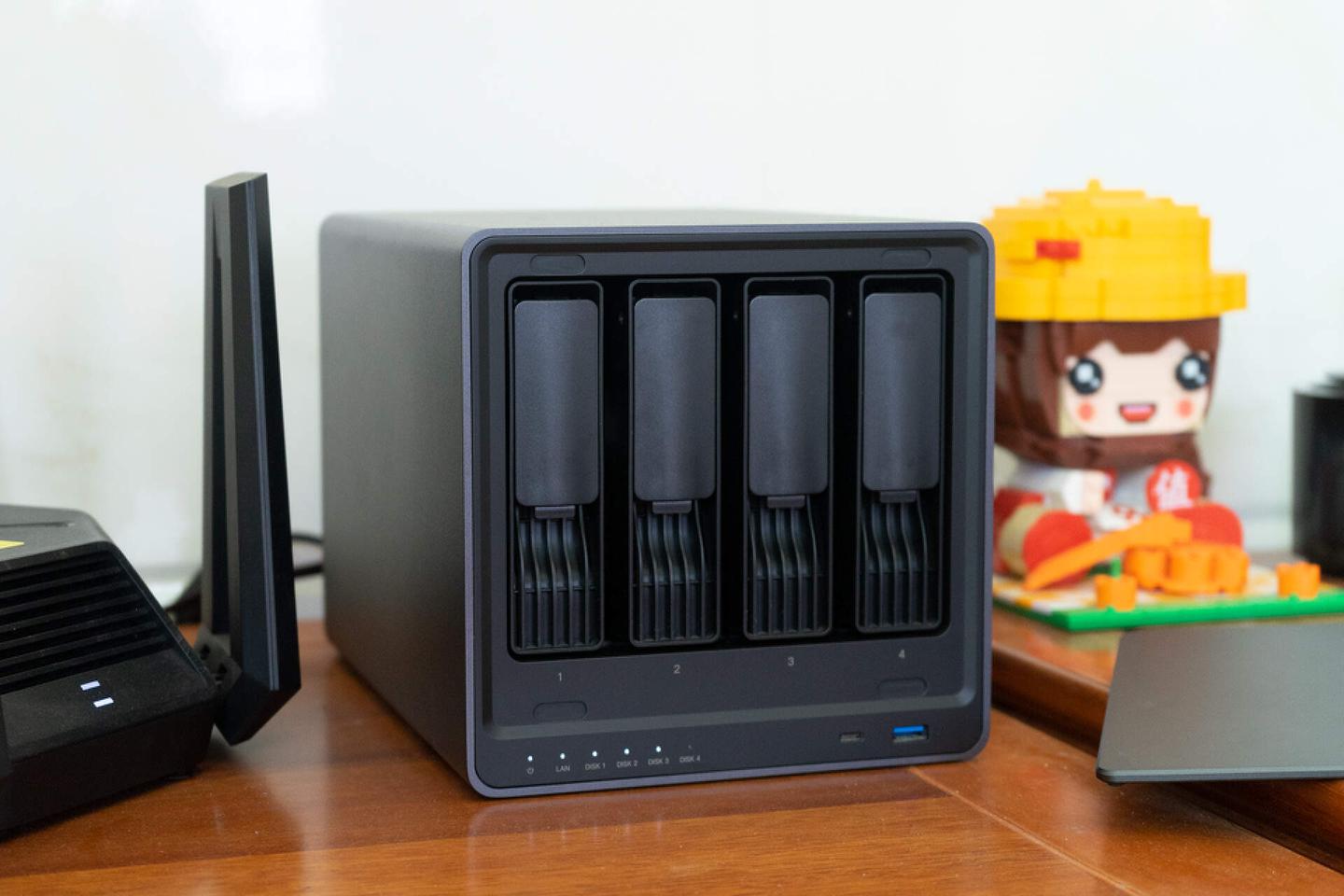 Docker安装不求人！一次上手绿联私有云Docker、再也不翻教程了|Docker轻松入门，让你的绿联NAS更加好用！附:DX4600 Pro开箱