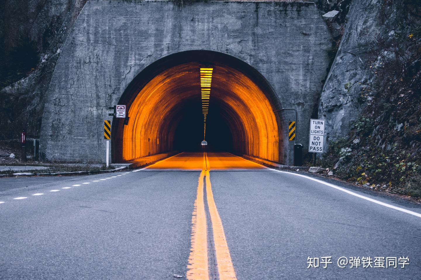 简单介绍就能理解的 React Portals（传送门） 知乎 