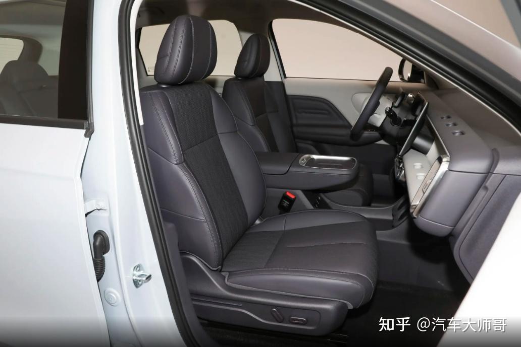 48小时卖超3万台，600km续航+6.8s破百，带你了解零跑B10 - 知乎