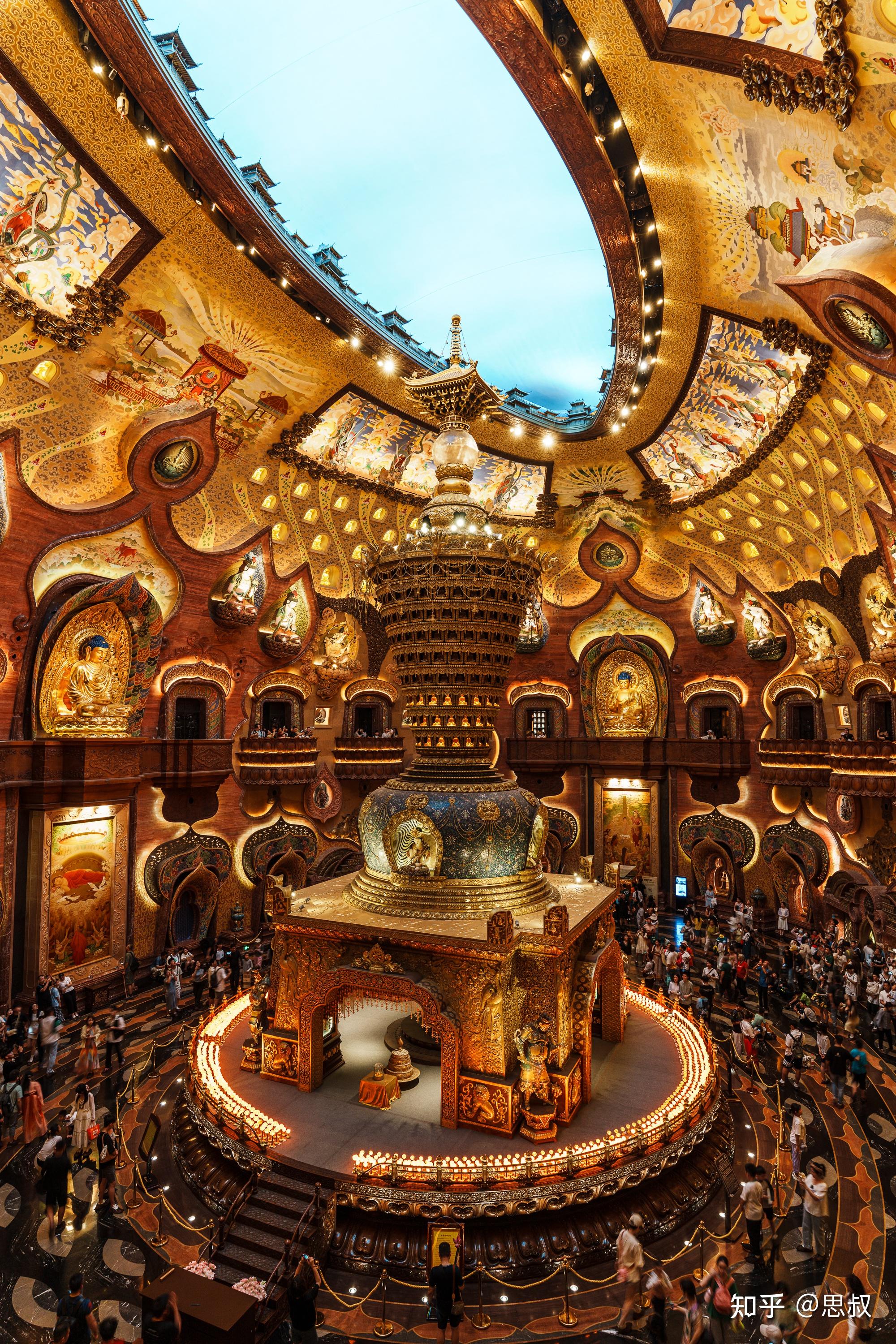 抢到了索尼a7c2加20-70套装，这镜头和腾龙28-200谁更适合做挂机镜头？ - 知乎