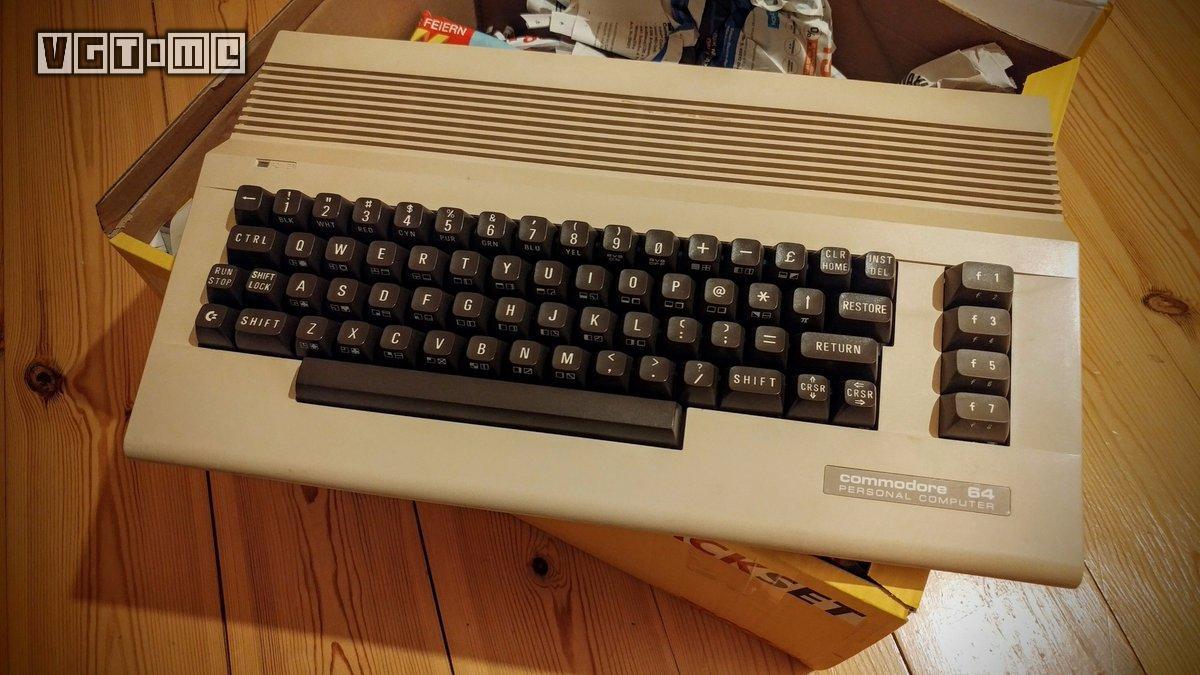 「WASD」为何就成了“前后左右”的常用配置？ - 知乎