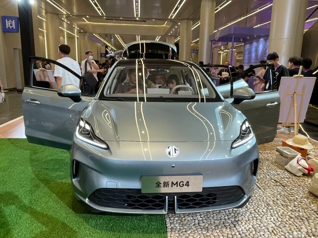 7.38万元起！全新MG4预售：首搭半固态电池，空间利用率高 - 知乎
