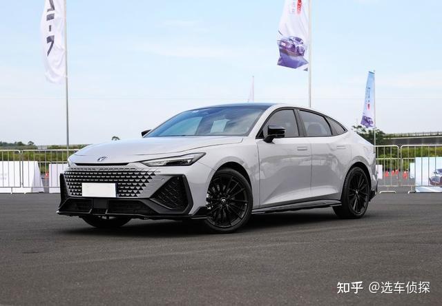 12万级轿跑长安UNI-V，233马力2.0T，爱信8AT与合资车一样吗？ - 知乎