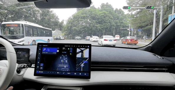 大疆智驾王炸：32TOPS跑通端到端，纯视觉有路就能开 - 知乎