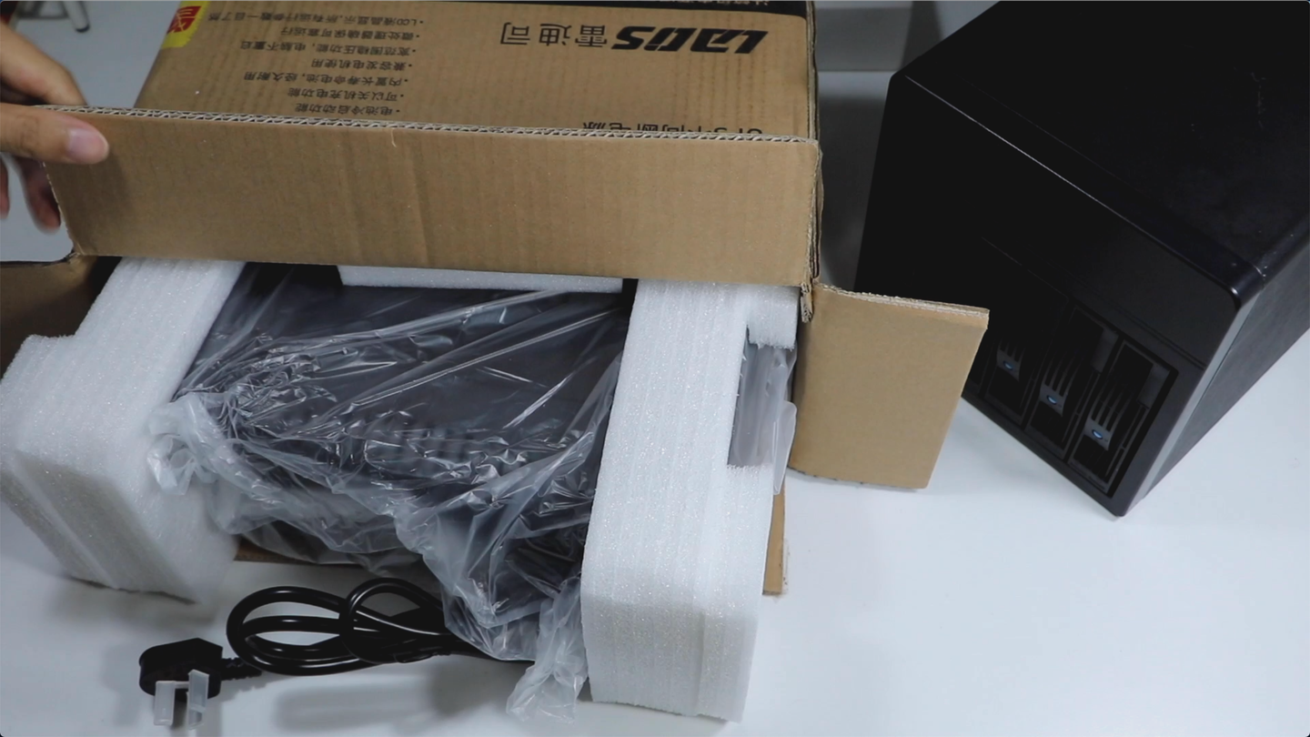 你的NAS需要配UPS吗？我入了一台便宜的UPS，来说说使用感受~ - 知乎