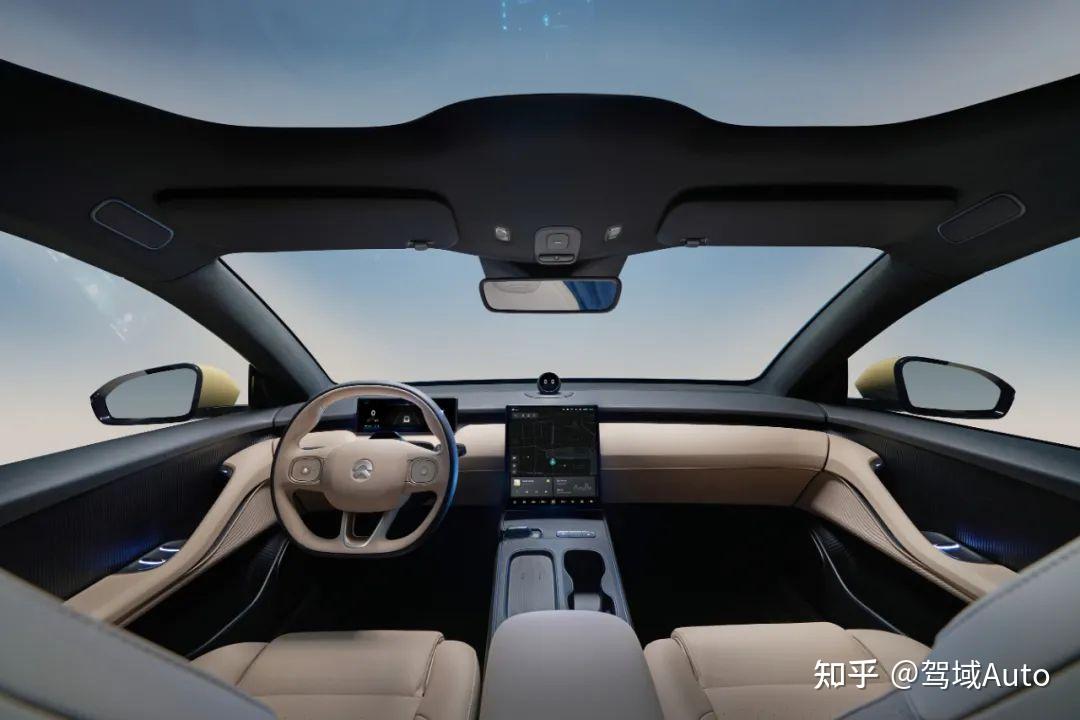 对比小鹏P5和Model3，分析一波蔚来ET5能爆款吗？ - 知乎