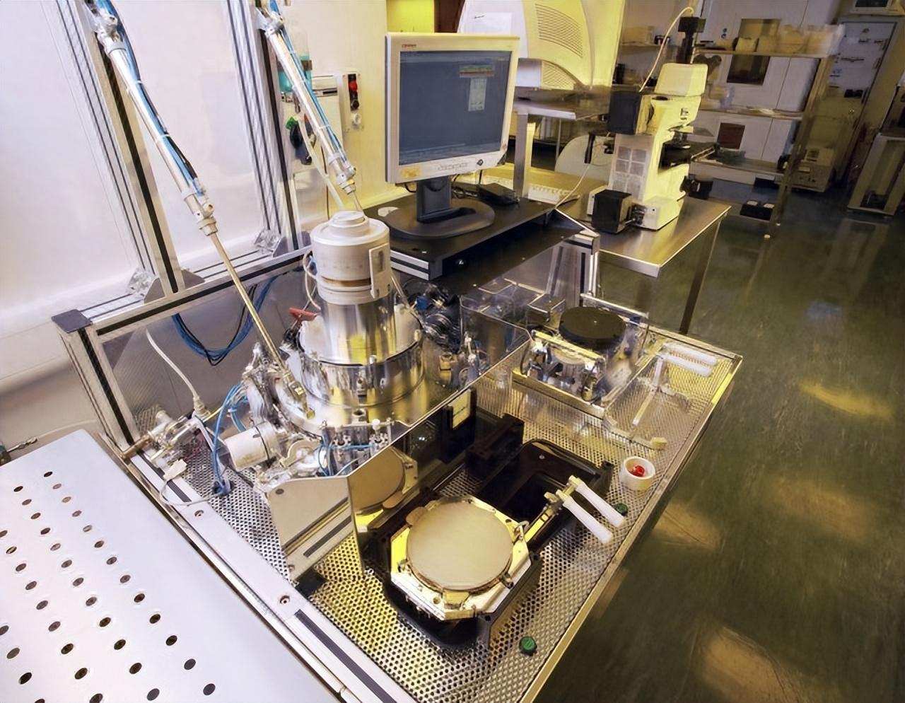 人还没到北京，特朗普先服软，中国出手就是3440亿，ASML或被取代 - 知乎