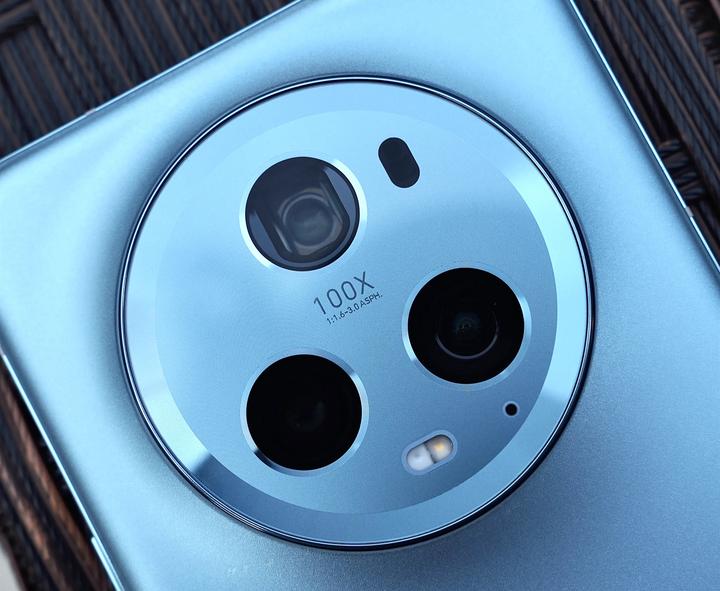 价格仅差100，荣耀Magic5 Pro和小米13 Pro产品力谁更强一些？ - 知乎