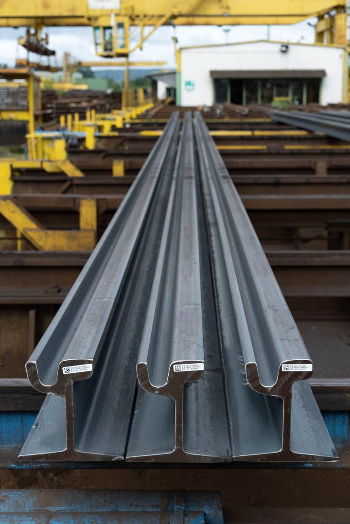 槽型轨Tram rails ,Grooved, 51R1 (Ri52),54G2 (Ri54G2), 49E1 (S49), 50E6 ...