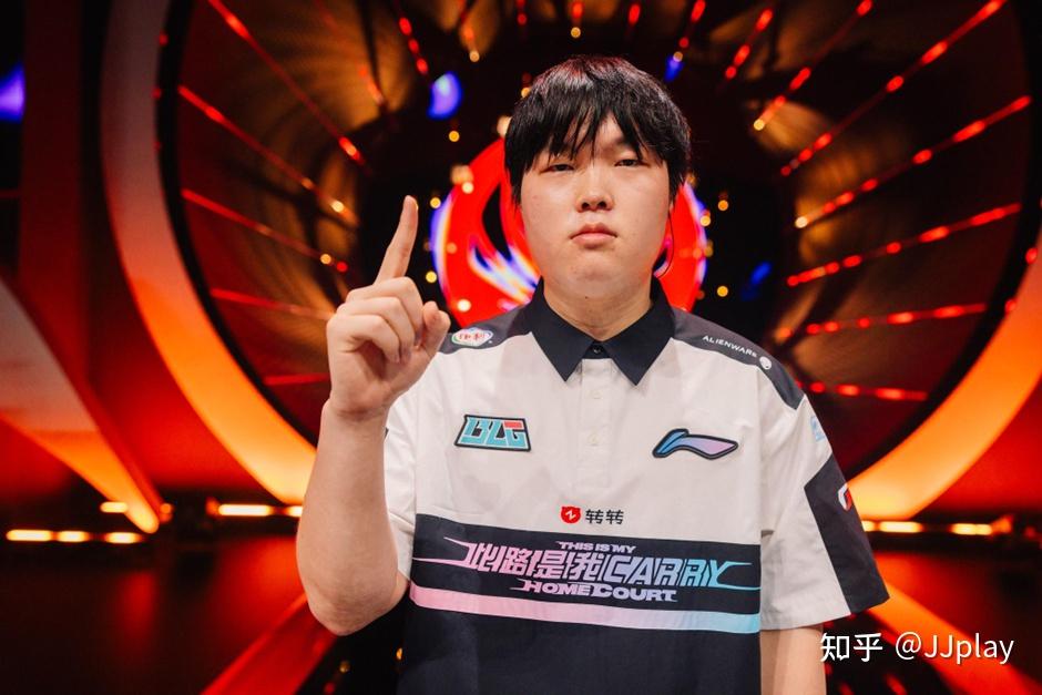 JJPLAY电竞报：满头大汗！水晶哥看BLG险胜PSG：傲慢！玩得太装了 - 知乎