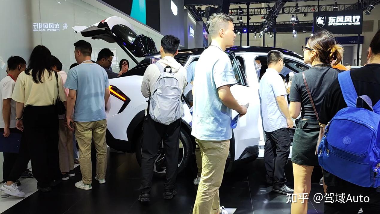 吉利银河L7又一个爆款 重庆车展上市售13.87万起 - 知乎