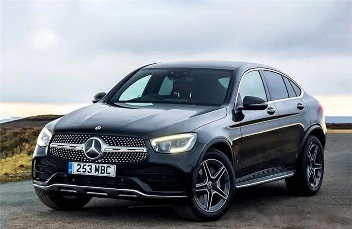 太狠了%2114.99万%21这款豪华轿跑SUV年底大收官，全系标配9AT，BBA看了“直跳脚”%21 - 知乎