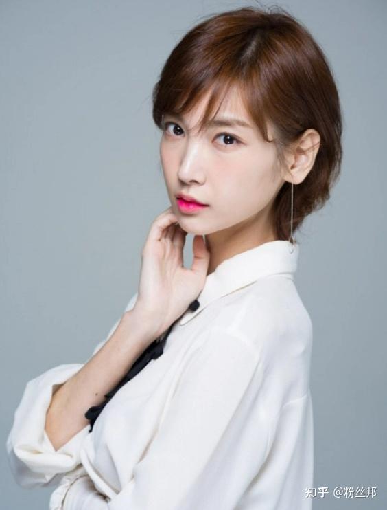 外籍网红Leezy视频被疯传，不是会弹钢琴就是女主，开通账号出道 - 知乎