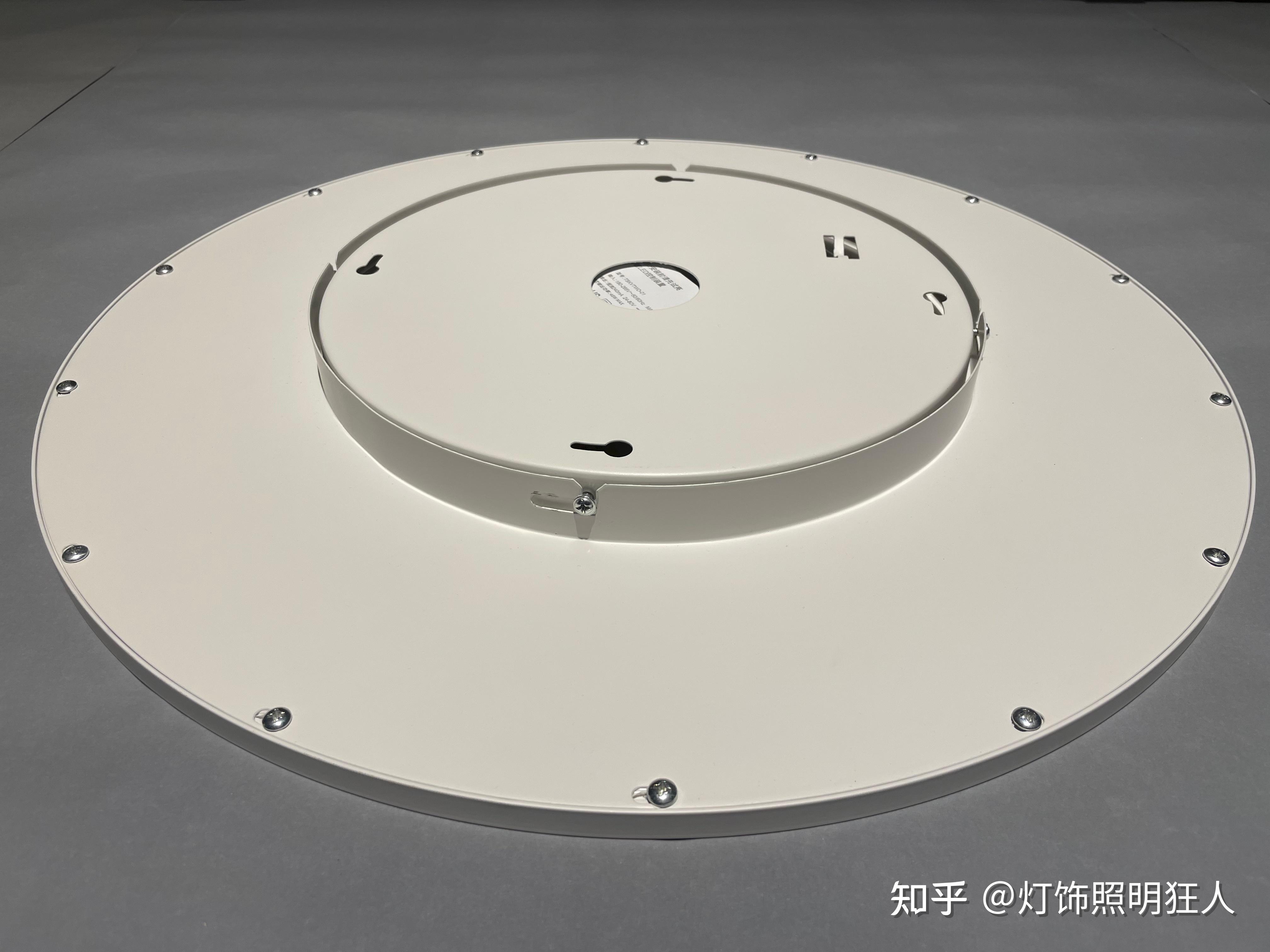 新品：米家版的lipro护眼吸顶灯来啦，解决了高色温高蓝光的问题，还有哪些值得关注的点？ - 知乎