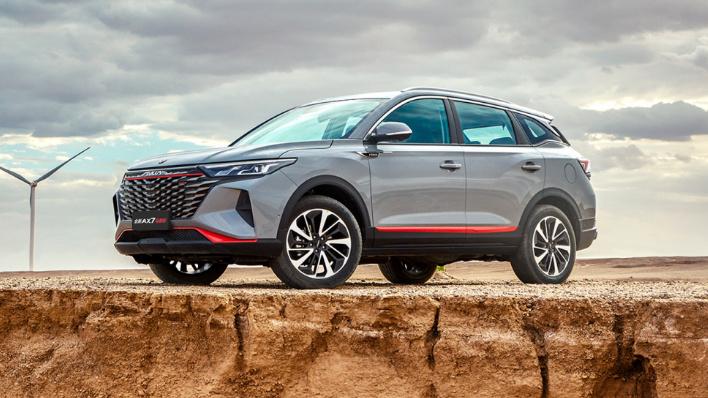 国产紧凑型SUV对决：风神AX7和启辰大V如何抉择？ - 知乎