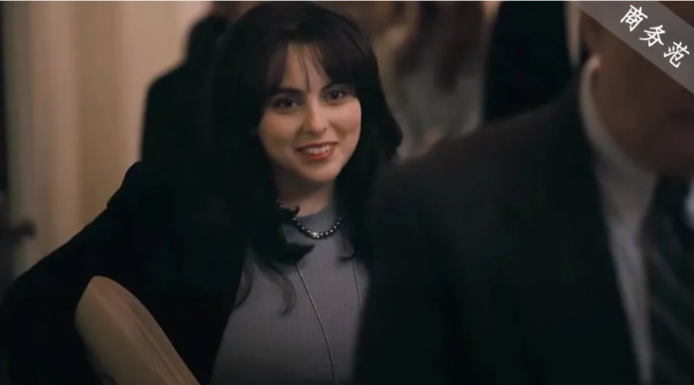 克林顿“拉链门”拍成美剧：总统出轨富家女，莱温斯基被骂20年说出真相… - 知乎