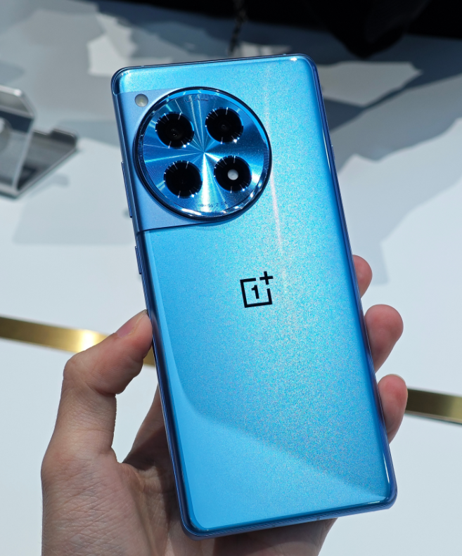 2599元起售，一加Ace 3发布，骁龙8Gen2+100W，又一真香机来了 - 知乎