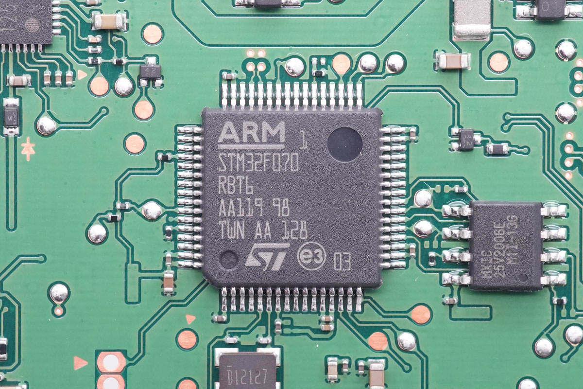 拆解报告：Nintendo任天堂Switch OLED版原装充电底座 - 知乎