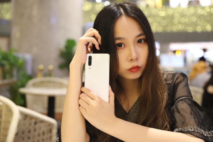 2019年终手机大盘点，iPhone、华为、小米、OV谁是你心中机皇 - 知乎