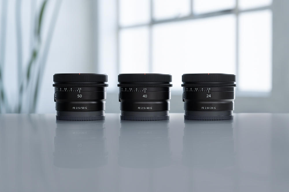 对于一个相机摄影新手，是索尼 A6400 适合还是索尼 A7C 适合？