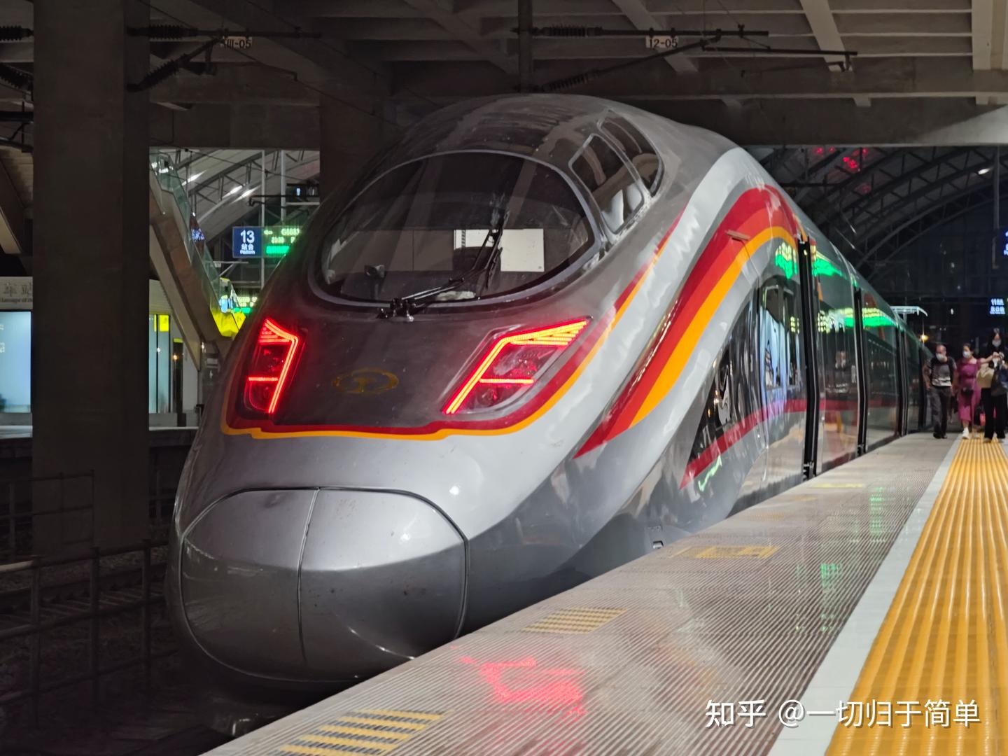 汉宜线上跑智动——智能复兴号CR400AF-Z体验 - 知乎