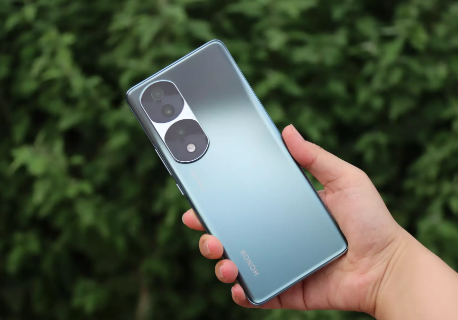 2023年买一部荣耀70pro是否值得？看完分析就明白了 - 知乎