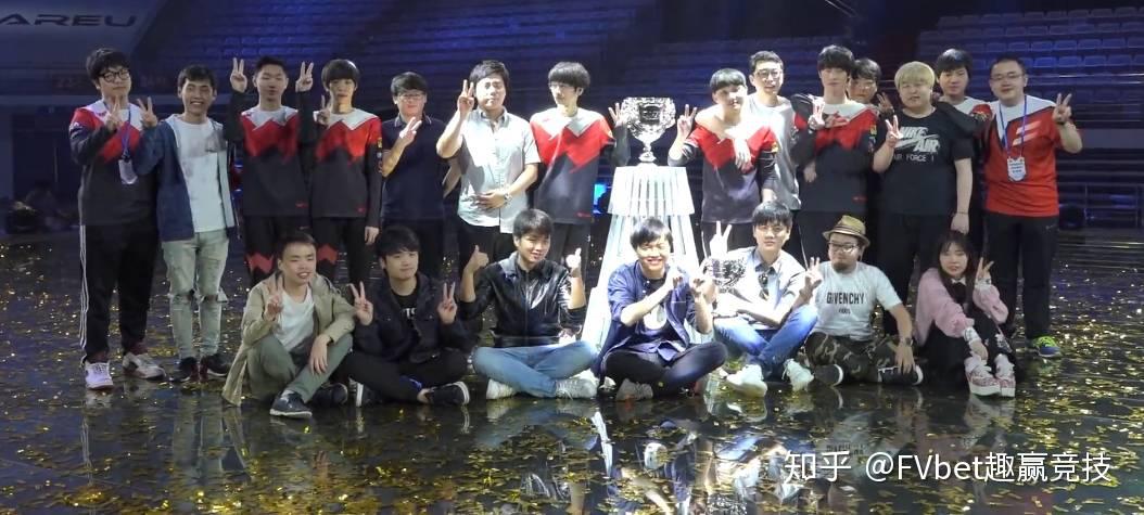 957人物志：WE2.0全员落幕，解说柯昌宇登台 - 知乎