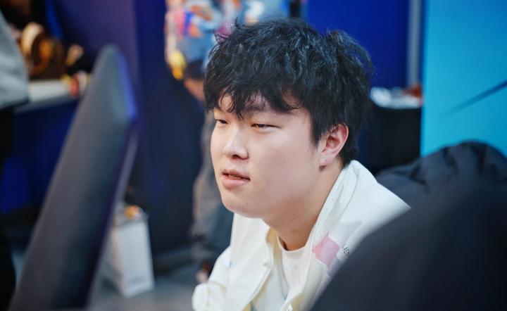 雷竞技资讯：BLG进决赛也赢不了T1！S13上Bin输TheShy只因心急 - 知乎