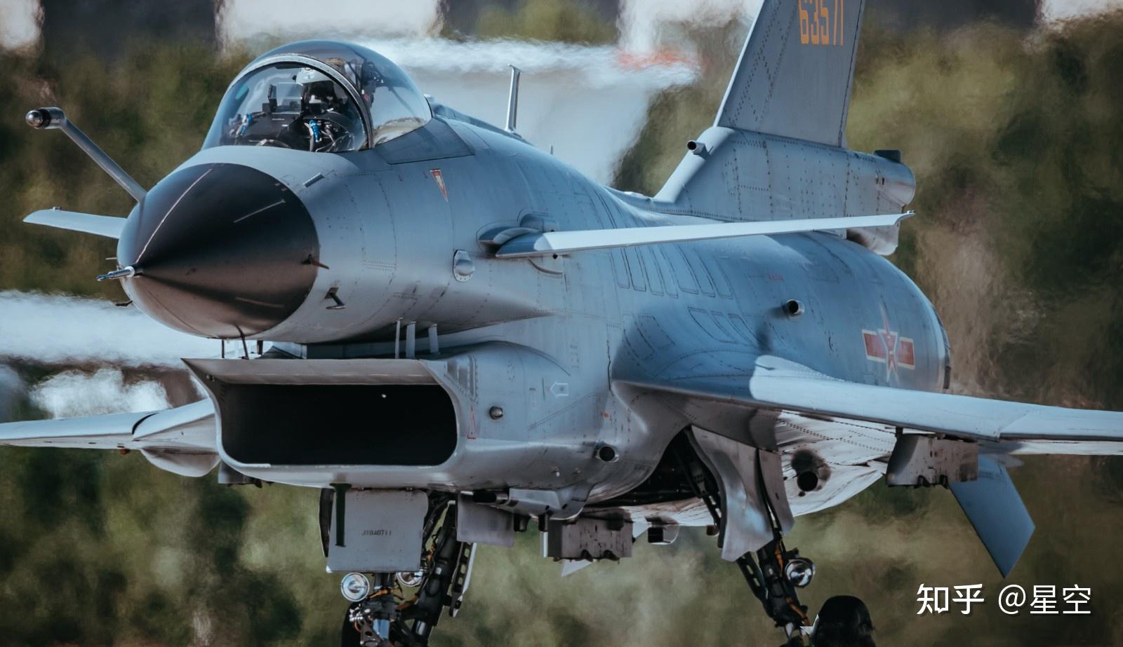 空军最尴尬的三代机：服役200多架的歼-10A，为何很难再担重任？ - 知乎