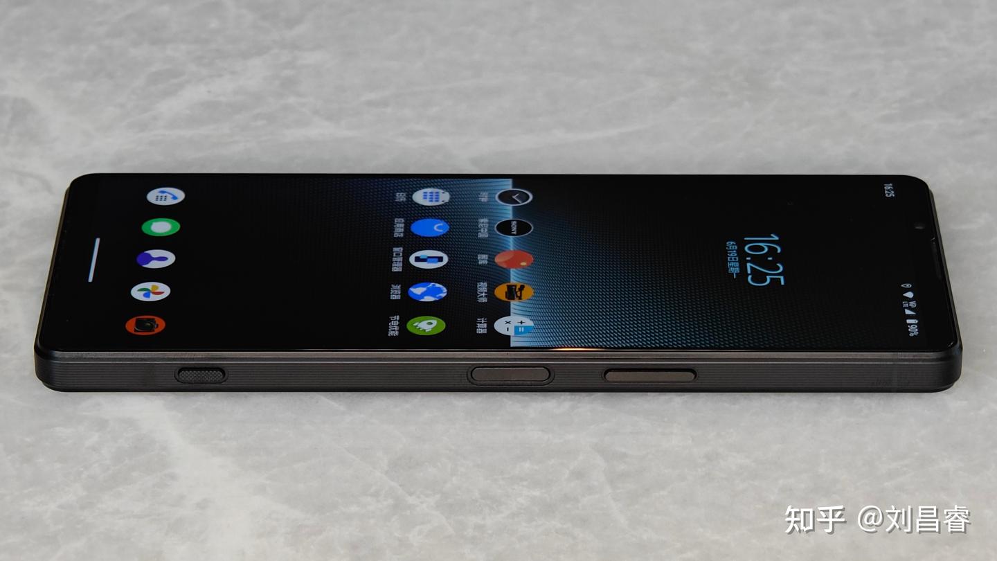 索尼 Xperia 1V 测评 —— 褪去特立独行，剩下的是东亚 iPhone 还是小众狂欢？ - 知乎