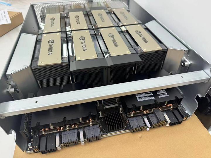 141GB HBM3e 的 H200 确实称得上史上最强了 - 知乎