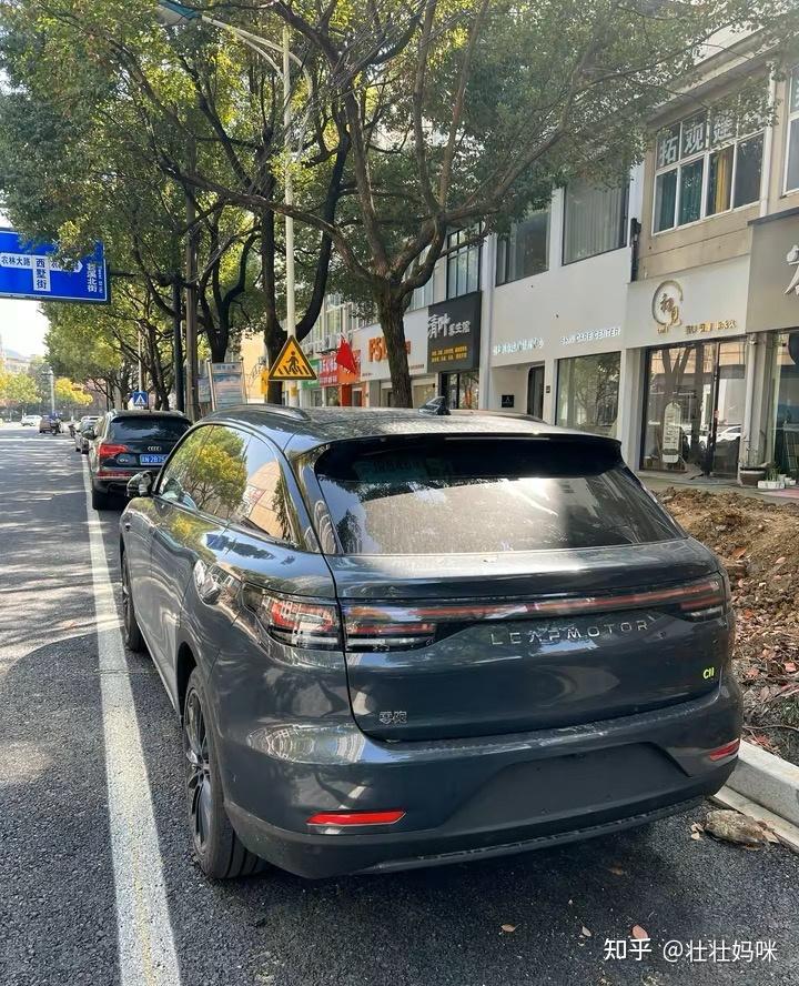 上汽大众ID4X遇上领跑C11 - 知乎