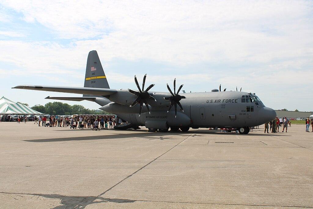 C-130运输机 / Lockheed C-130 Hercules（第一部分：概述、历史）- 中英文维基百科词条融合，由辽观搬运、翻译、整合 ...