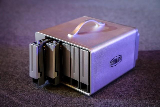 如果你有2块以上硬盘 那么你需要了解什么是RAID - 知乎