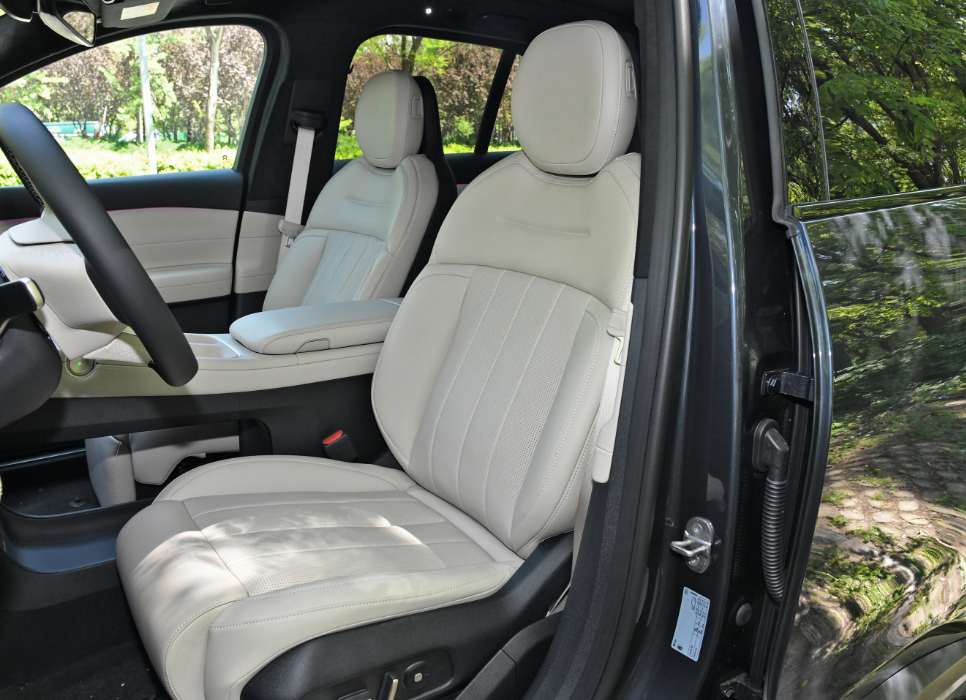 全新蔚来ES6对比特斯拉Model Y，你该选择谁？ - 知乎